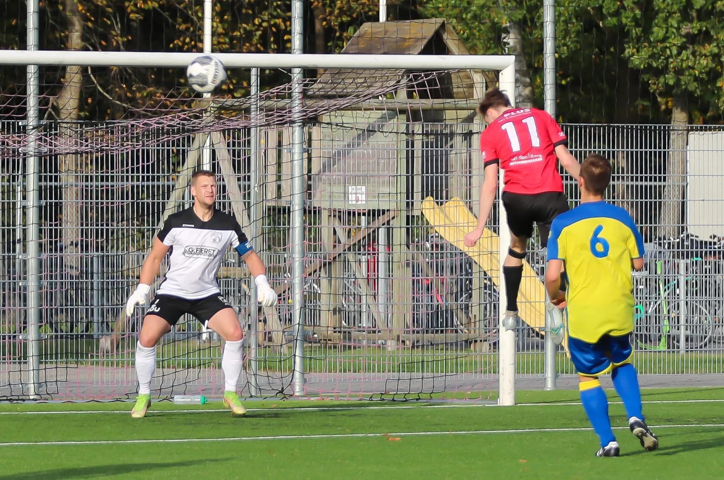 Wedstrijdverslag SV Harskamp - v.v. Barneveld | Voetbalvereniging Barneveld